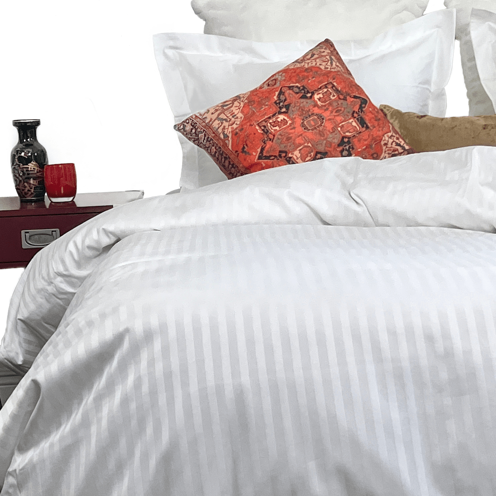 Revolutionary White Stripes Easy-Change Duvet Cover | Beddley - beddley.com